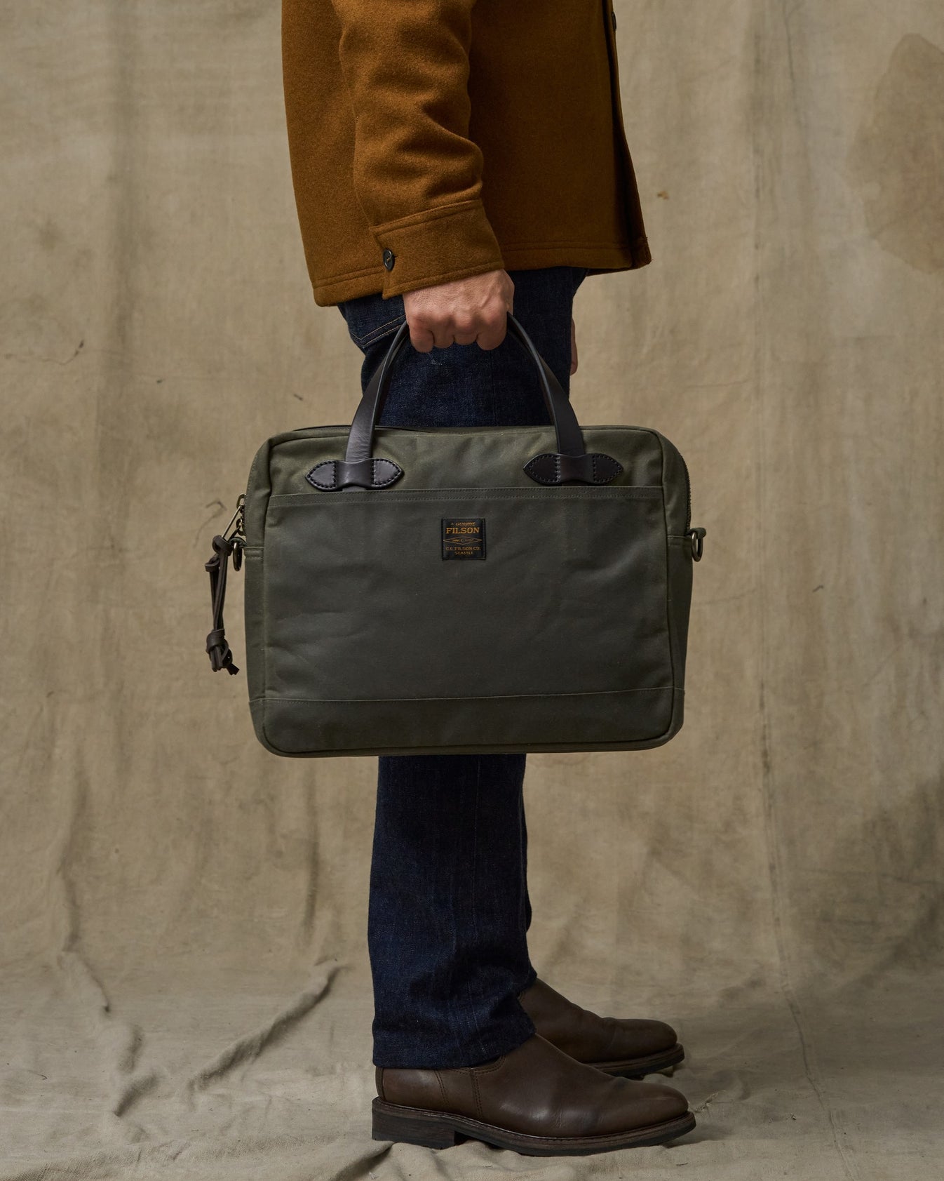 Tin Cloth Compact Briefcase - Otter Green | Filson