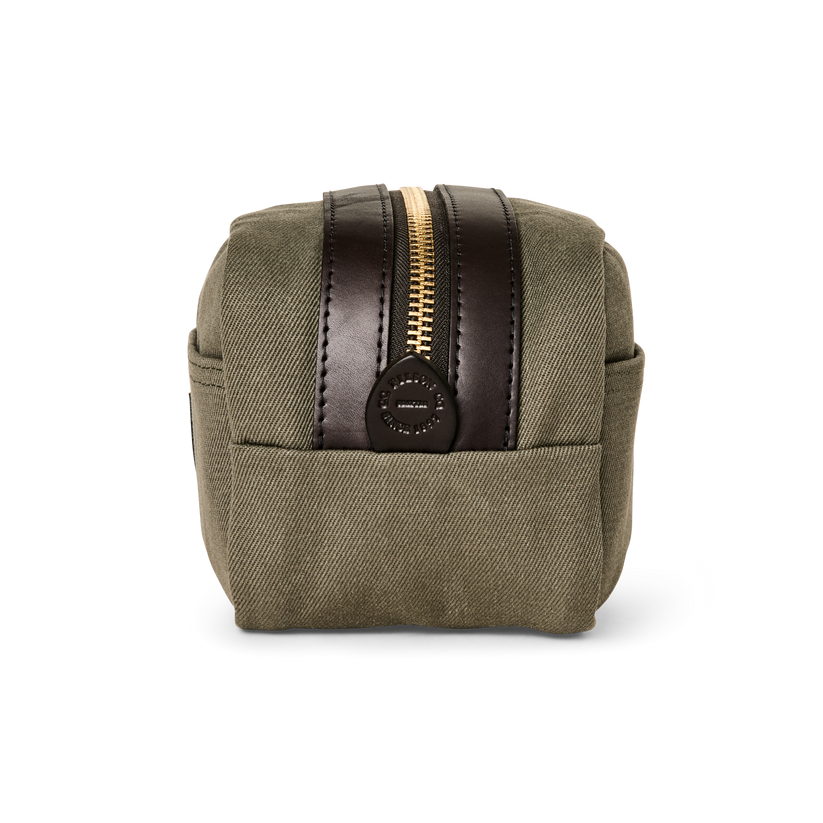 Rugged Twill Travel Kit | Filson
